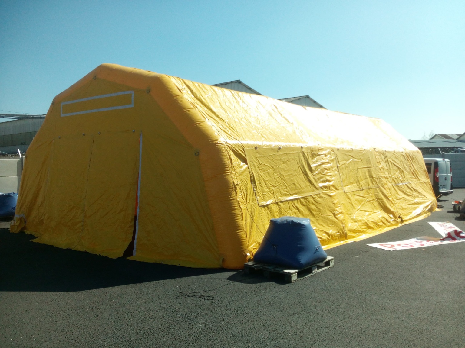 Tentes, hangars, barnums, abris gonflables pour les Corps d’état